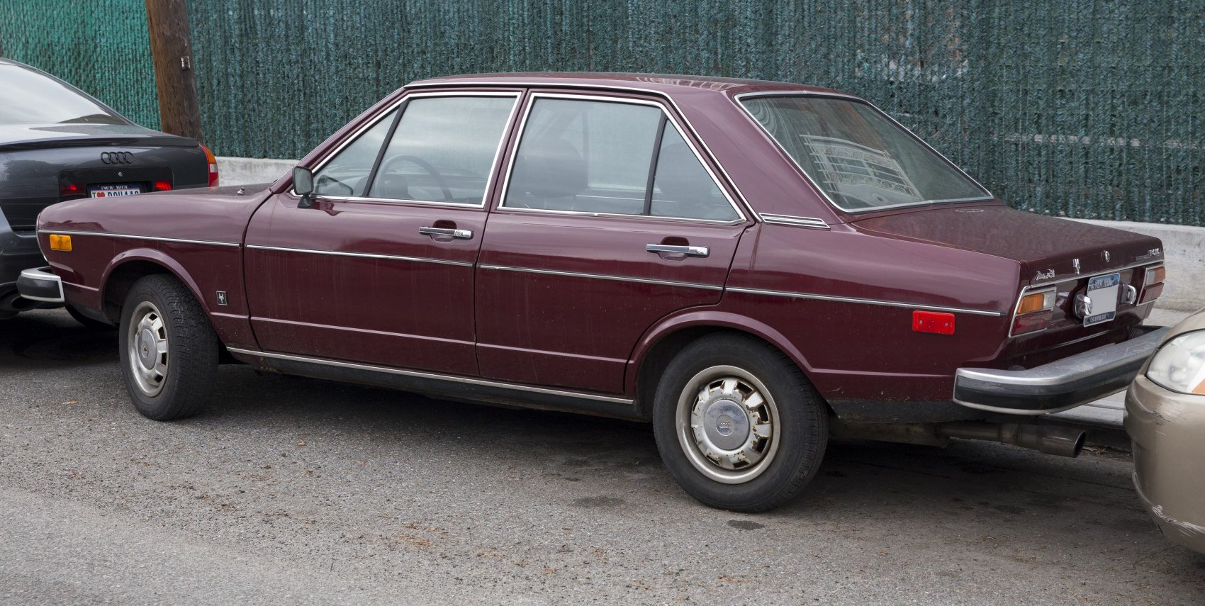 Audi Fox technical specifications and fuel economy